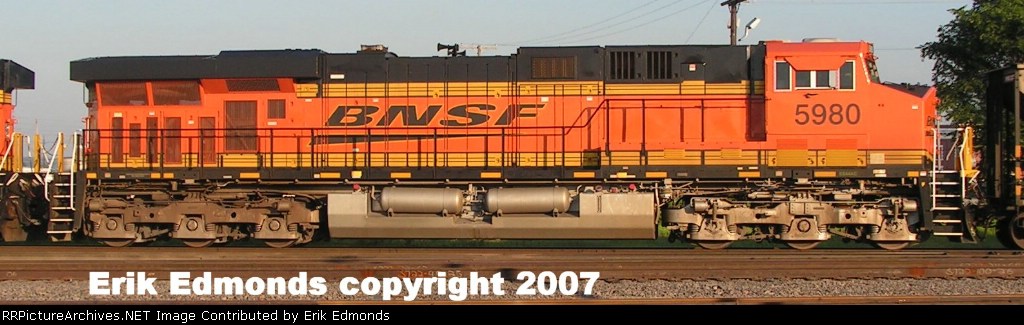BNSF 5980